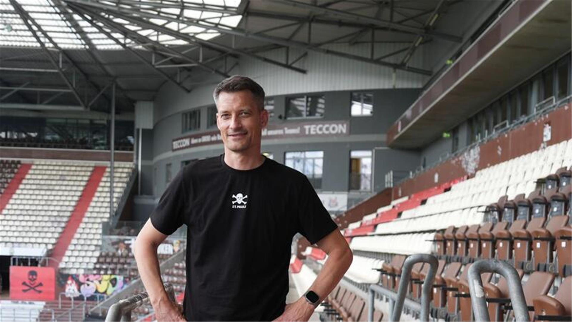 St. Pauli ködert Blessin mit Video und Bratwurstduft