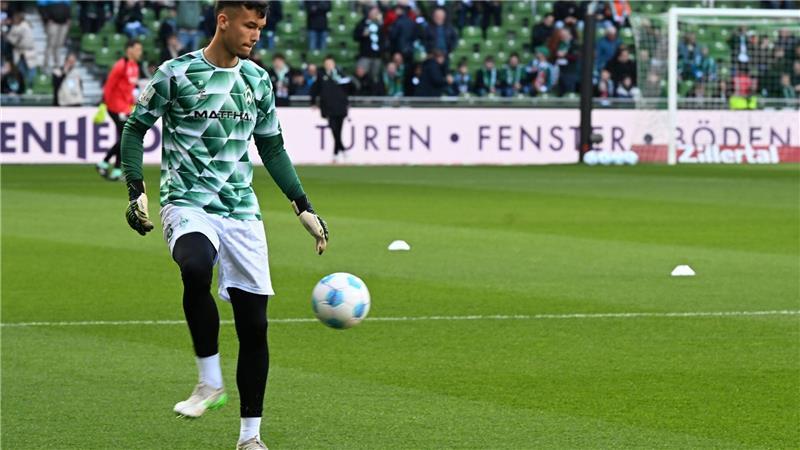 Werder verlängert Vertrag mit Torwart-Talent Backhaus