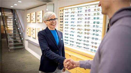 Unter den 100 Besten in Deutschland: Stader Optikerin erneut ausgezeichnet