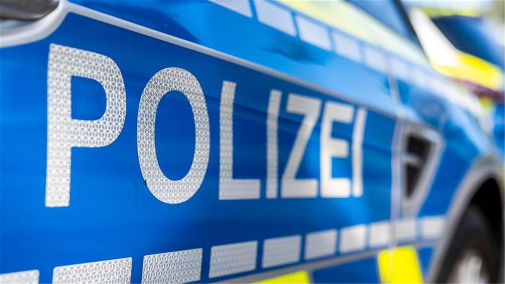 Transporter kippt auf Autobahn um: A2 voll gesperrt
