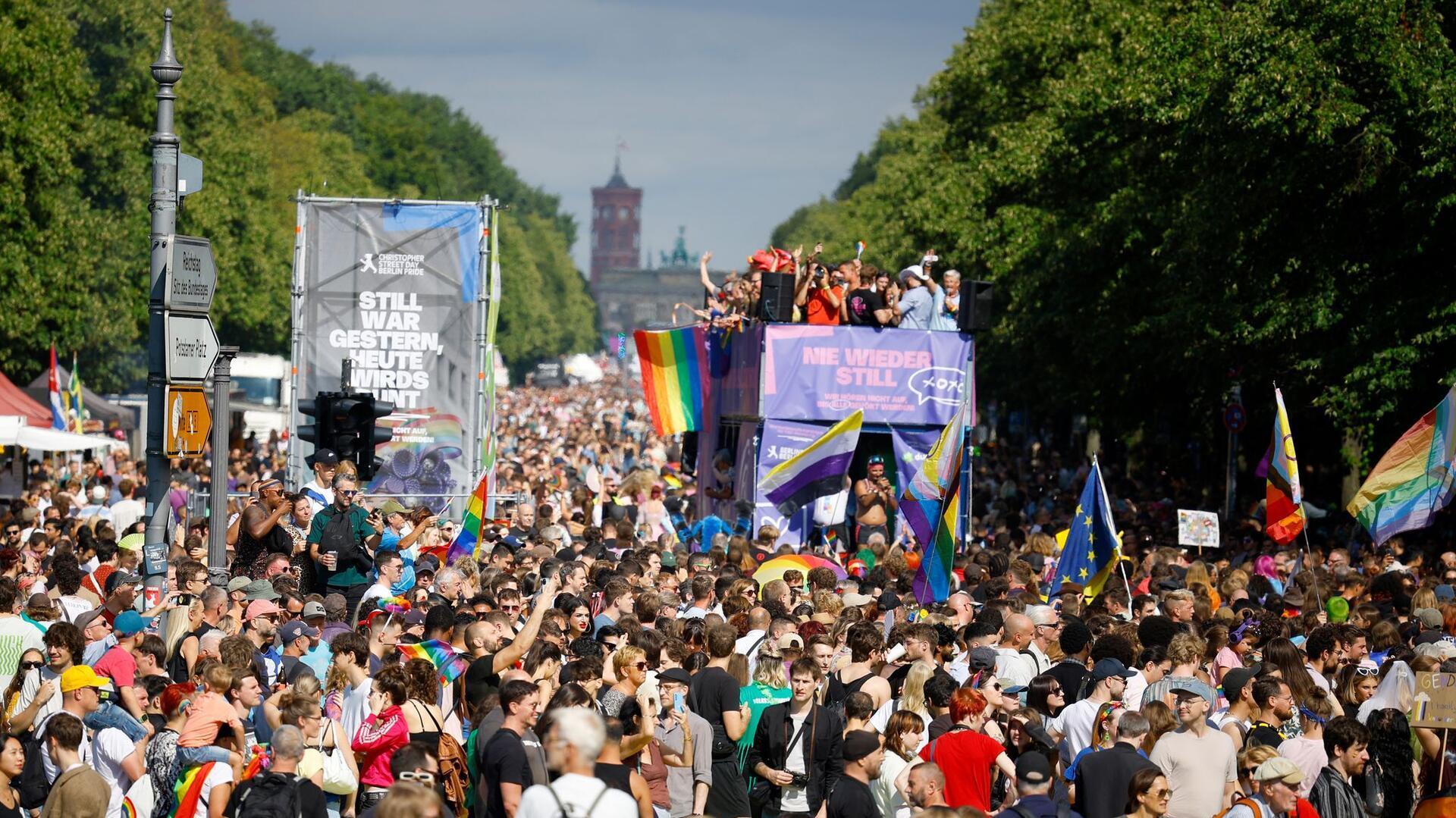 „Nie wieder still“ – CSD in Berlin mit politischem Fokus